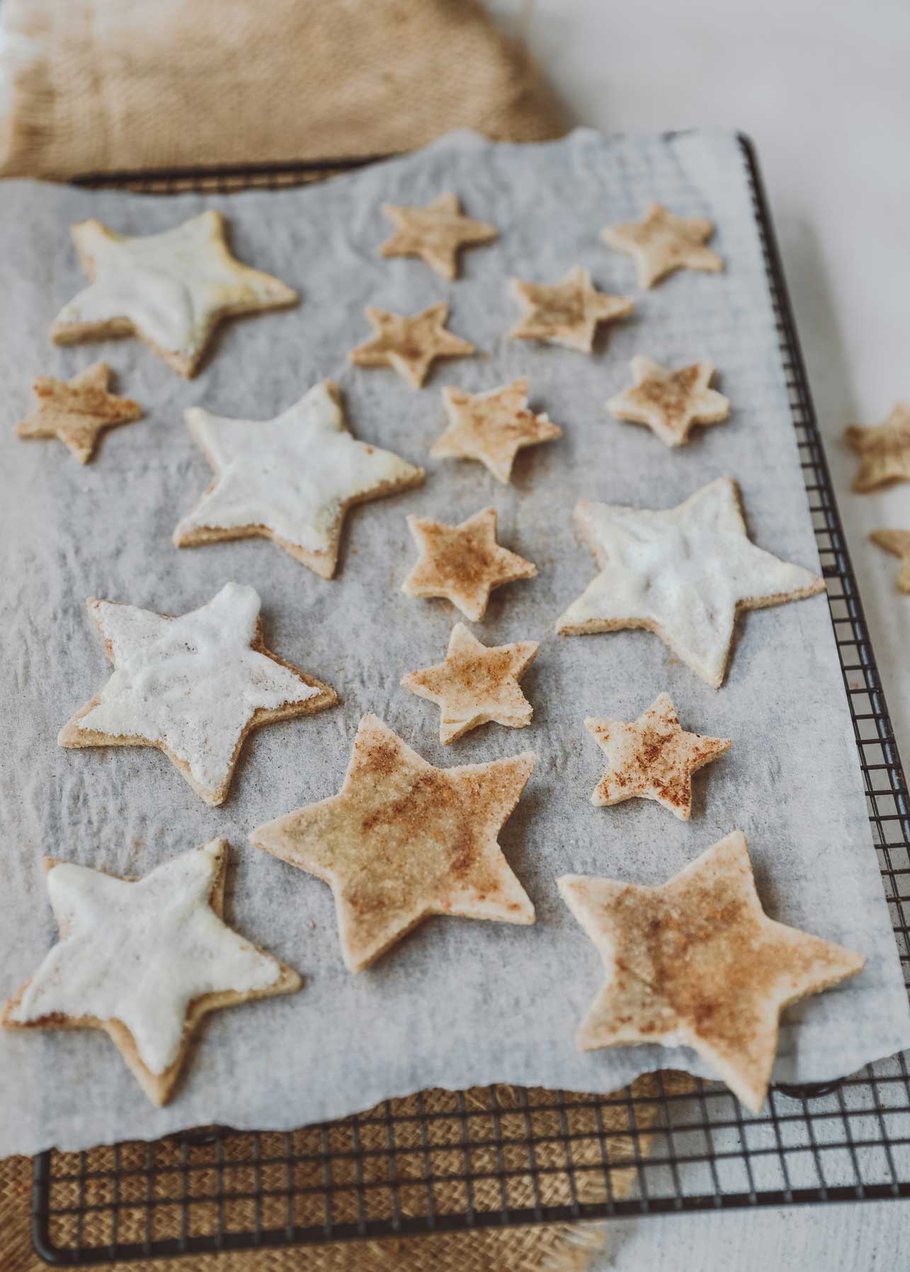 4 Ingredient Guilt Free Festive Cookies | Healthy Snacks & Recipes ...